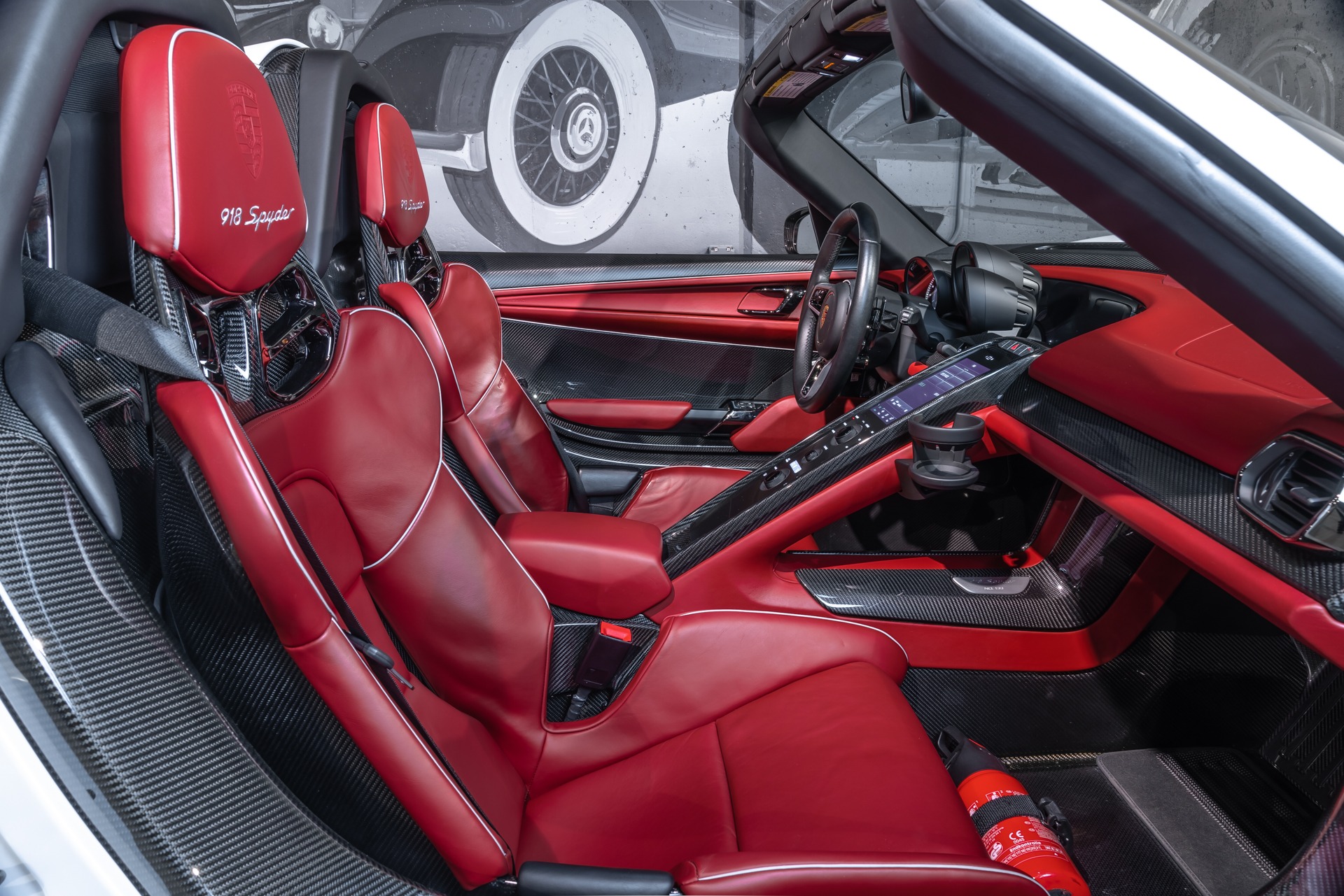 Porsche 918 Interior Seats