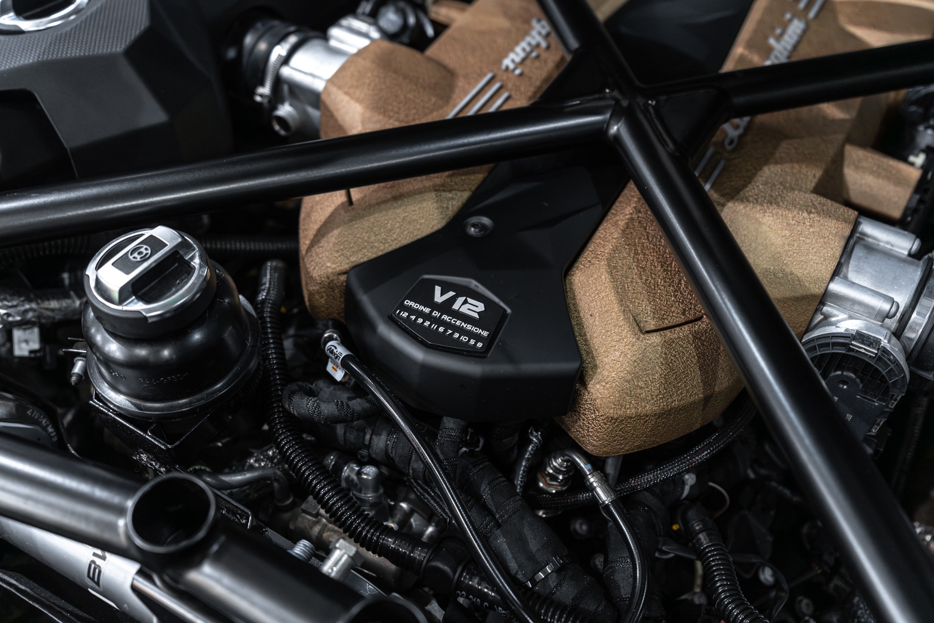 Lamborghini Aventador Engine Wallpaper