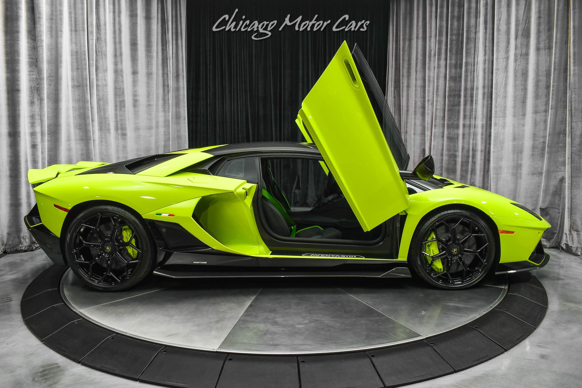 2022 Lamborghini Aventador Lp700 4 Roadster Green