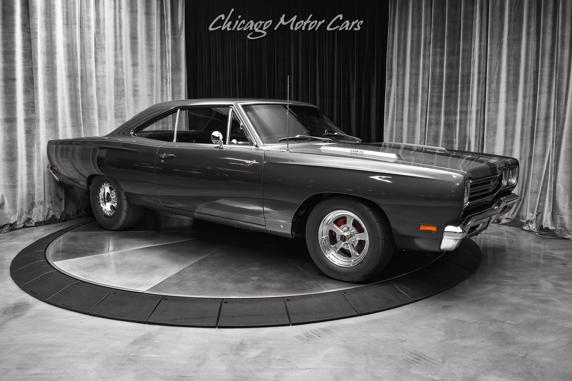 1969 Plymouth Road Runner Hemi 1969 Plymouth Road Runner | Classic