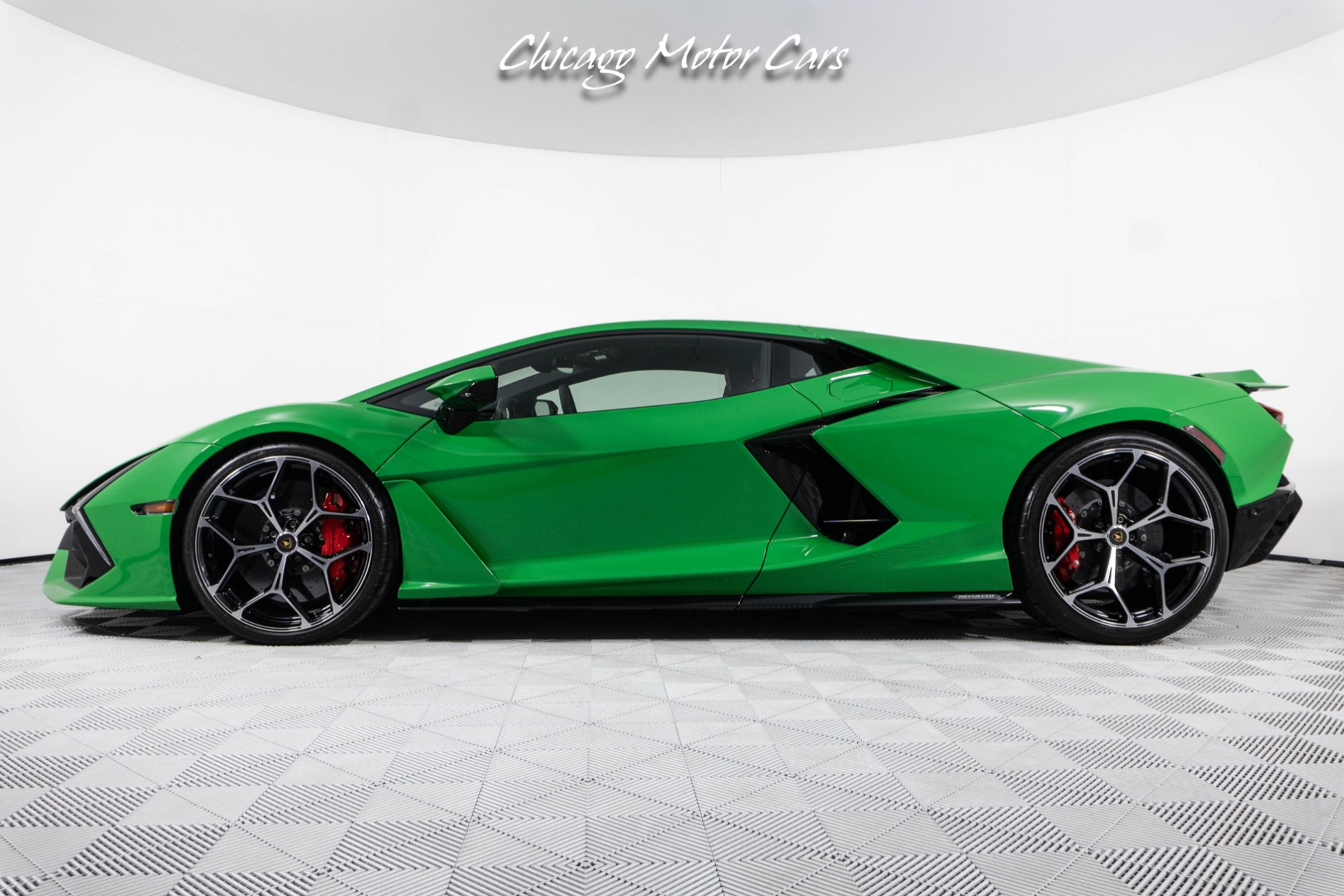 2024 Lamborghini Revuelto Green