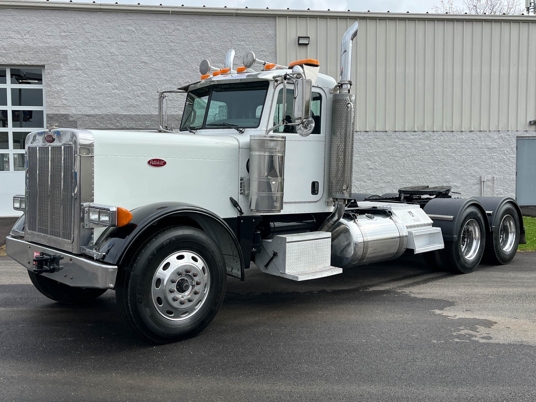 Used 2007 Peterbilt 379 Truck For Sale (Sold) | Chicago Motor Cars ...