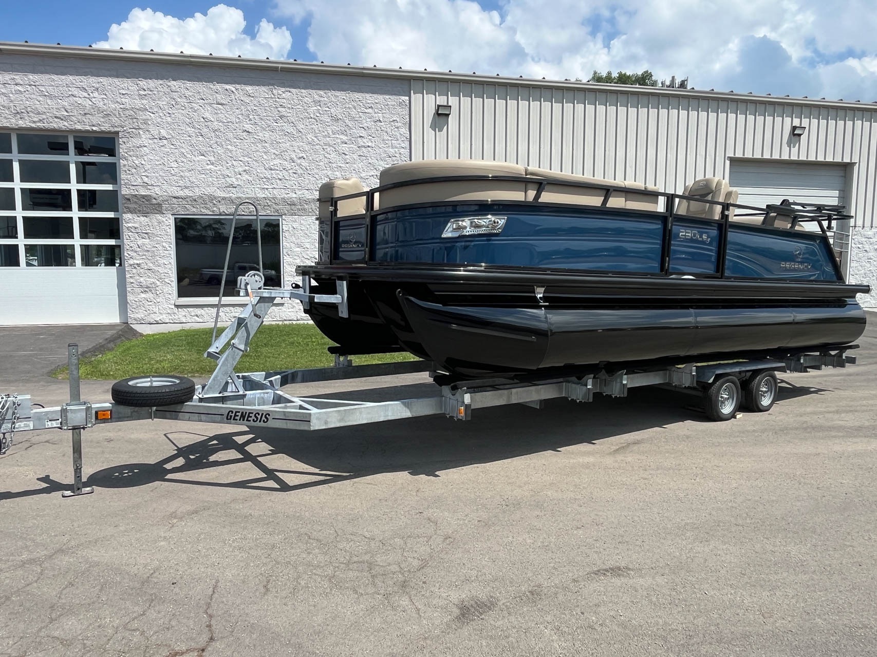 Used 2022 Regency 230 LE3 Tritoon For Sale (Sold) | Chicago Motor Cars ...