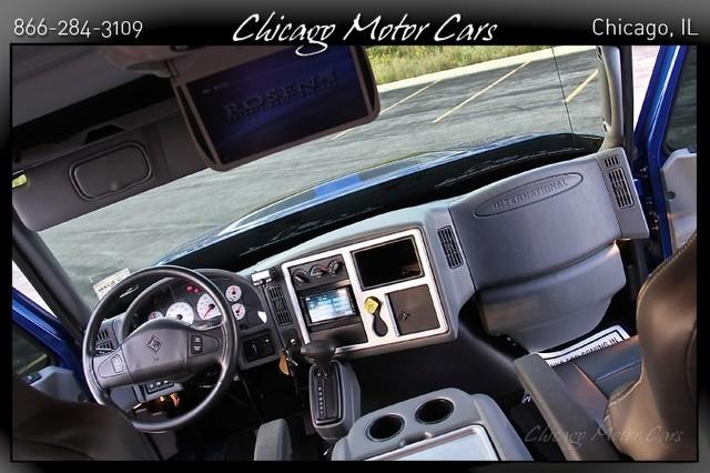 International Rxt Interior