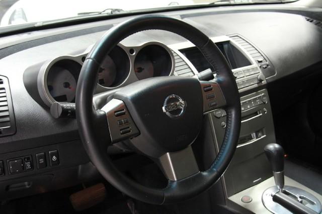 Nissan Maxima 2004 Black Interior