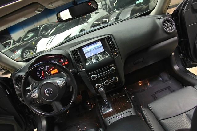 2010 Nissan Maxima Interior