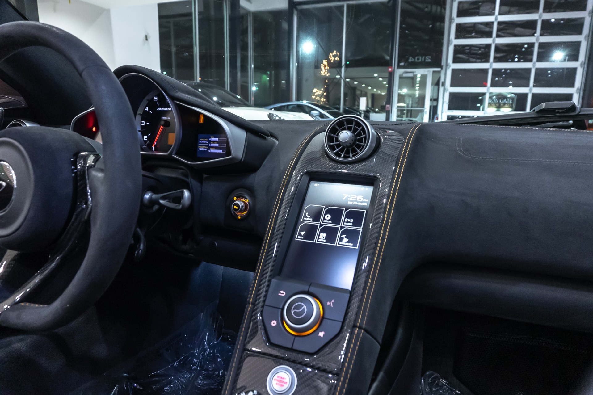 Mclaren 650s Spider Interior