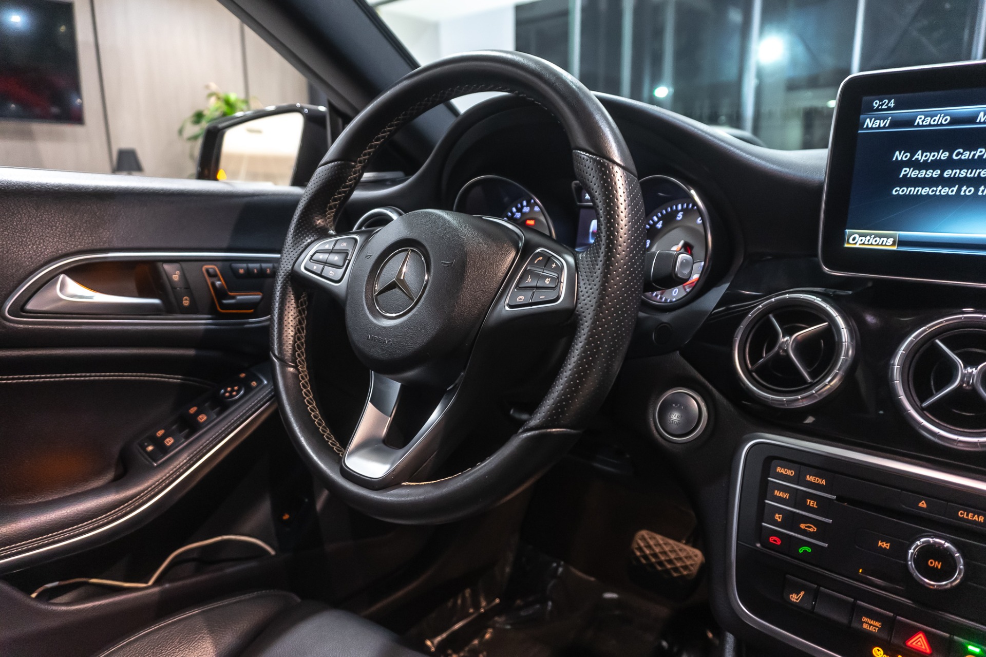 Mercedes Benz Cla 250 Interior
