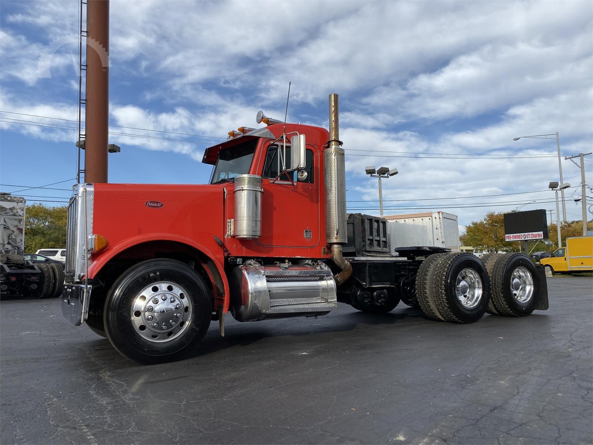 Peterbilt 379 Daycab Floor