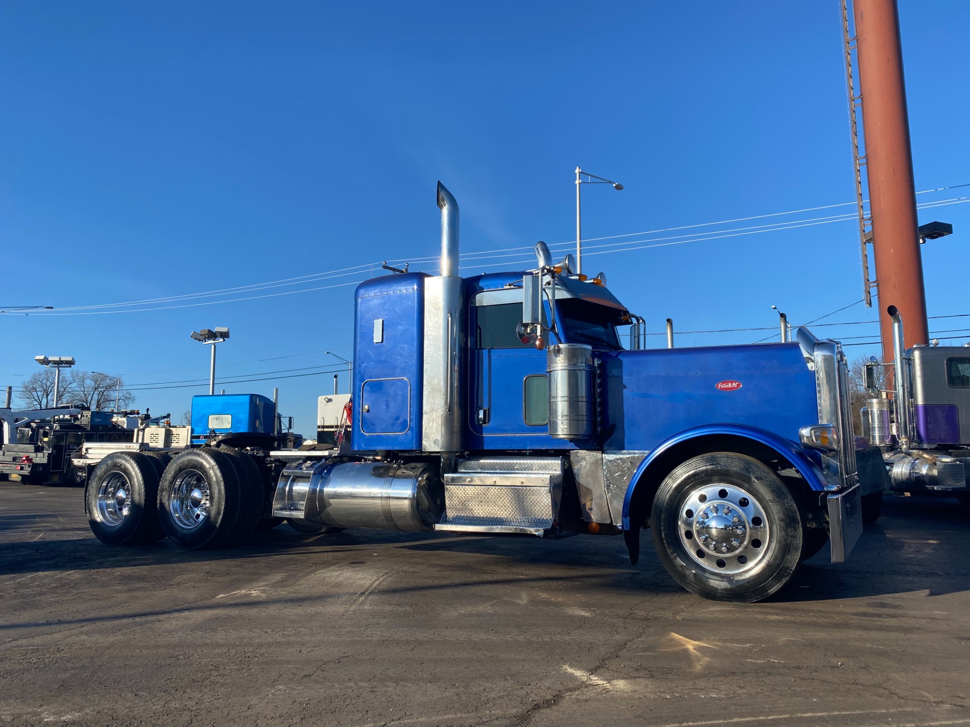 Used 2014 Peterbilt 389 For Sale (Sold) | Chicago Motor Cars Stock #217863