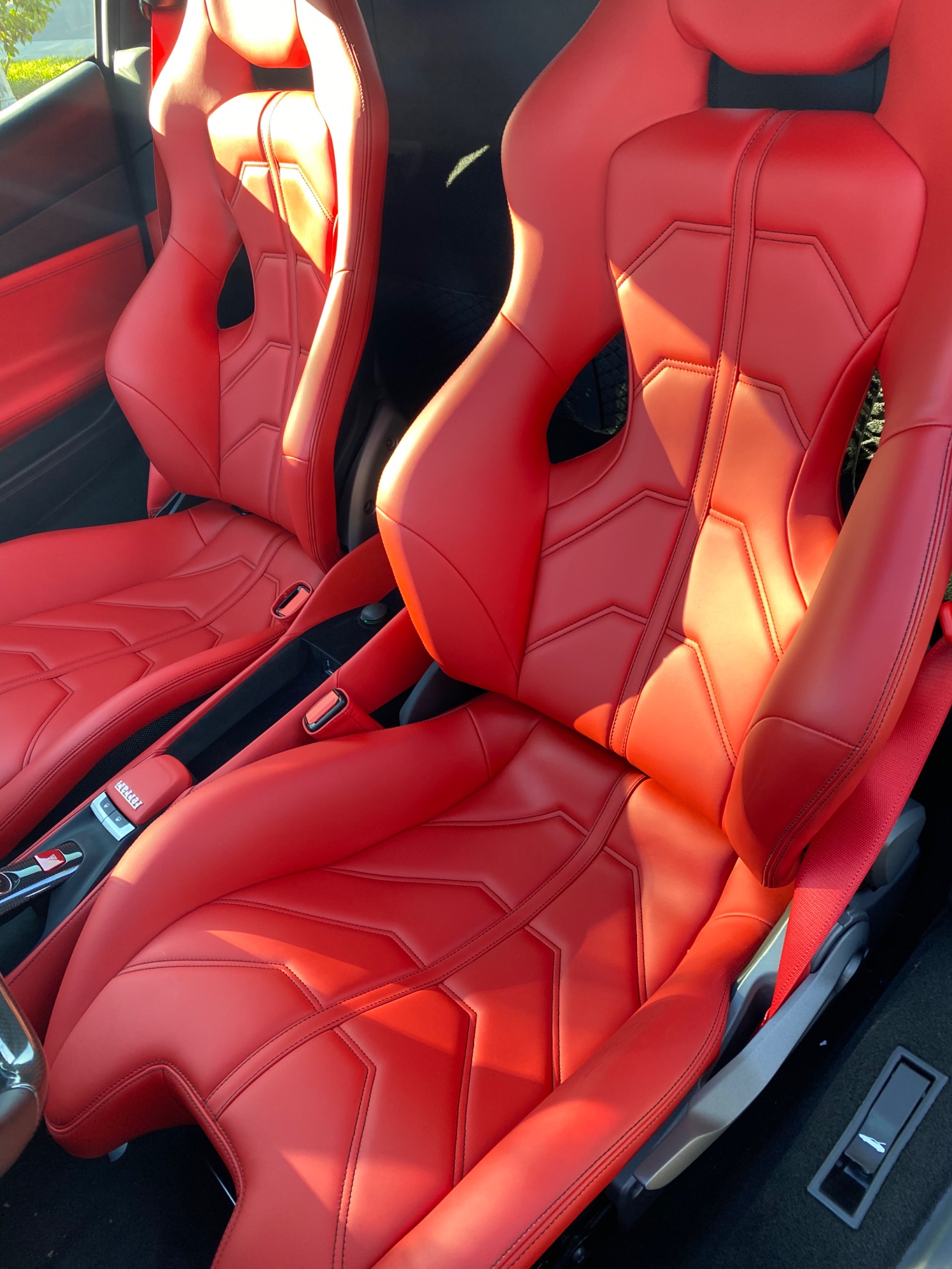 Used 2017 Ferrari 488 GTB Coupe LOADED! CARBON FIBER RACING PACKAGE ...