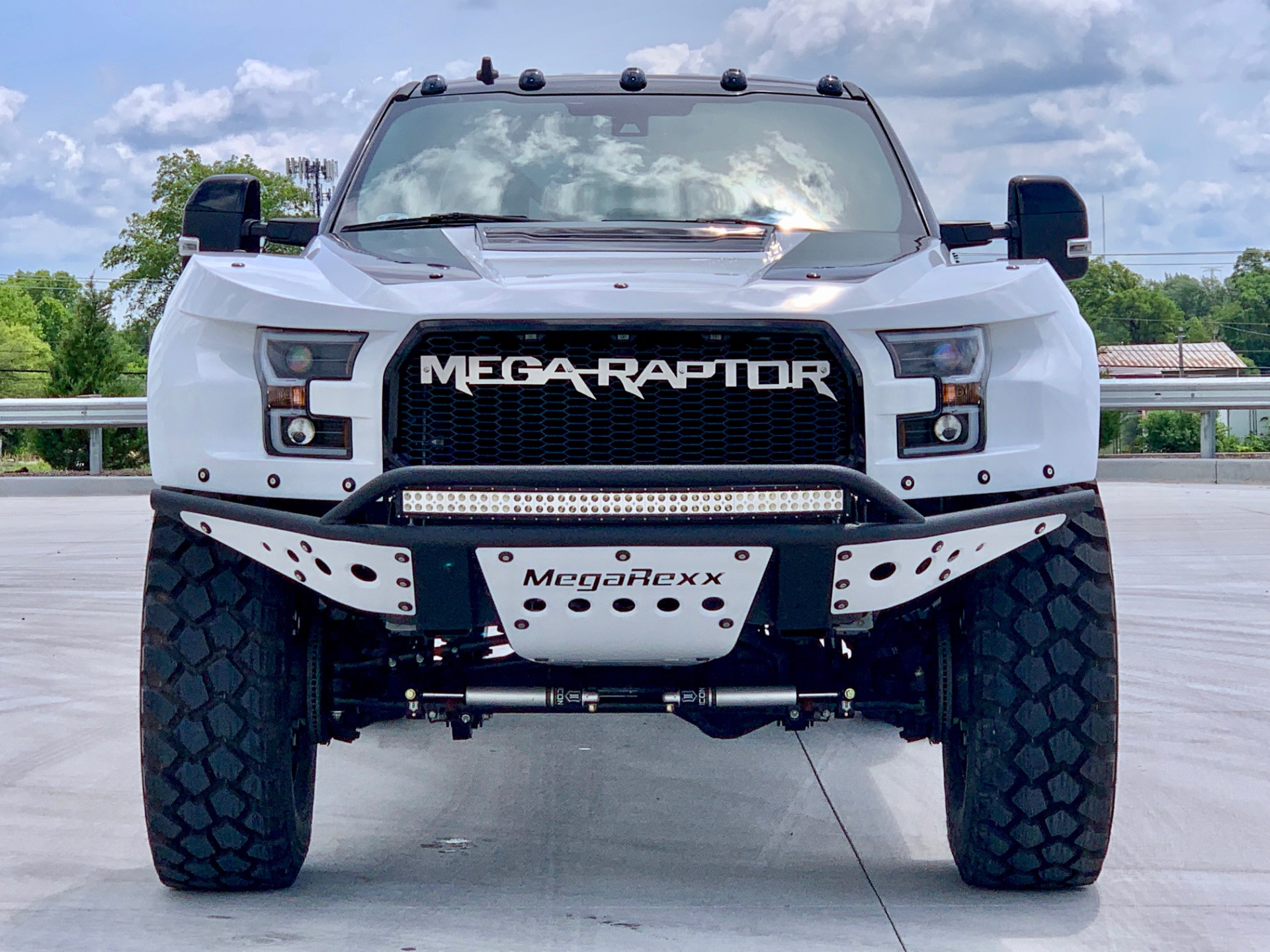 Ford F 350 Raptor NEW 2023 F350 XLT TREMOR, 'CUSTOM OVERLAND PACKAGE'