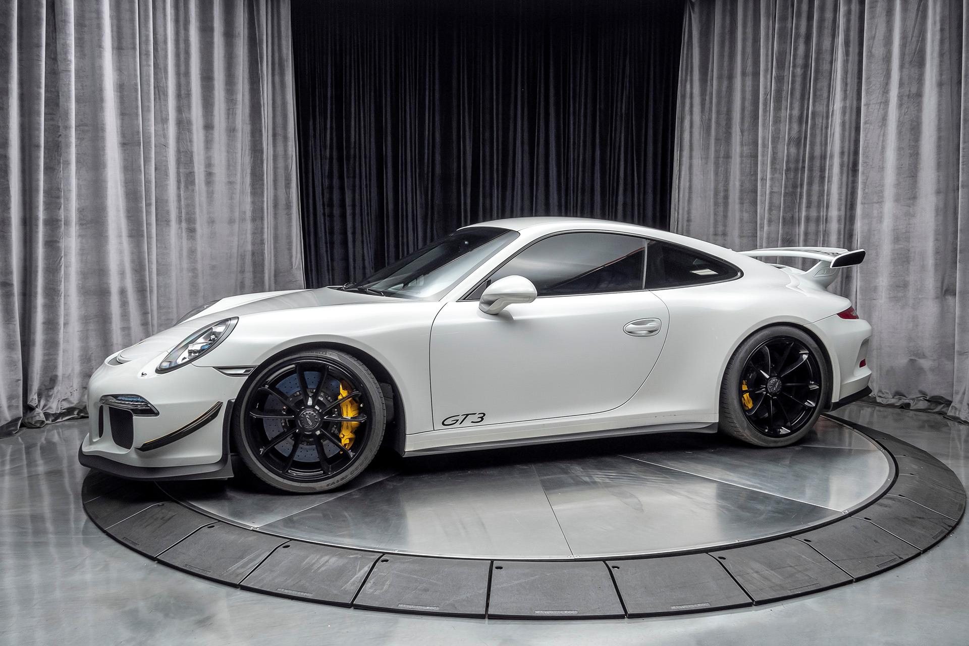 Used 2014 Porsche 911 GT3 Sharkwerks Exhaust PCCB 153k MSRP For used-2014-porsche-911-gt3-sharkwerks-exhaust-pccb-153k-msrp-for