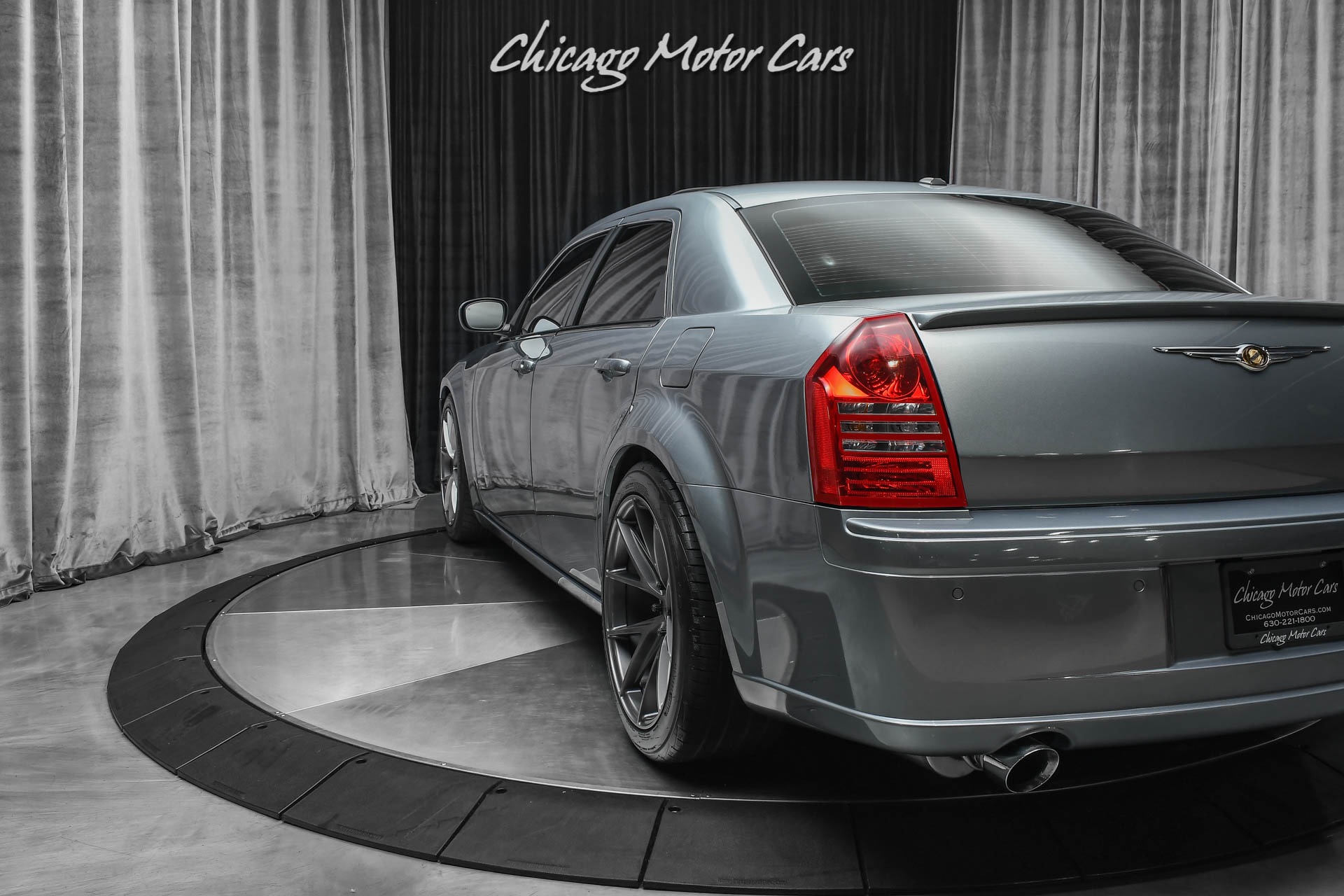 Chrysler 300 With 20 Inch Rims