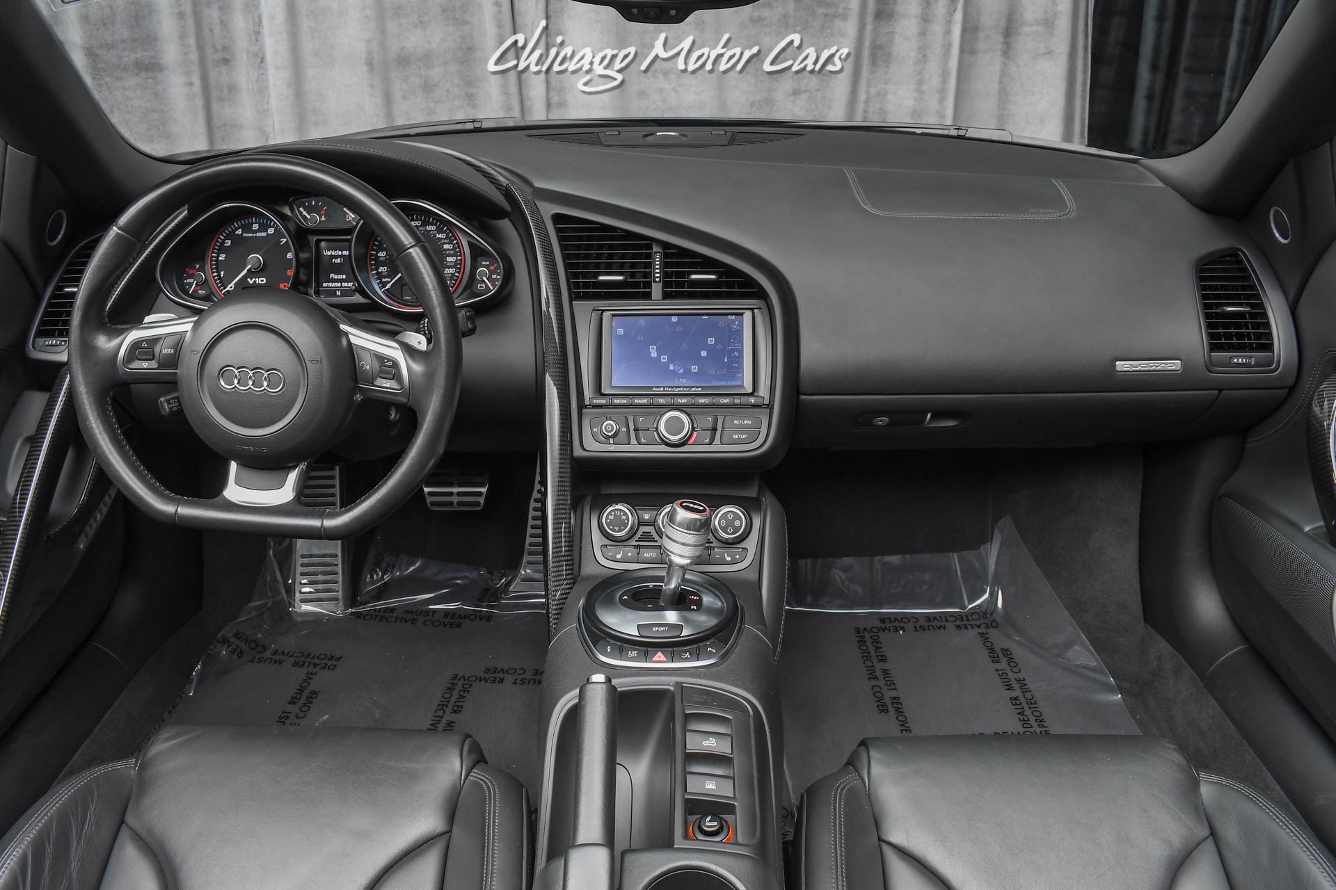 Audi R8 Spyder Interior