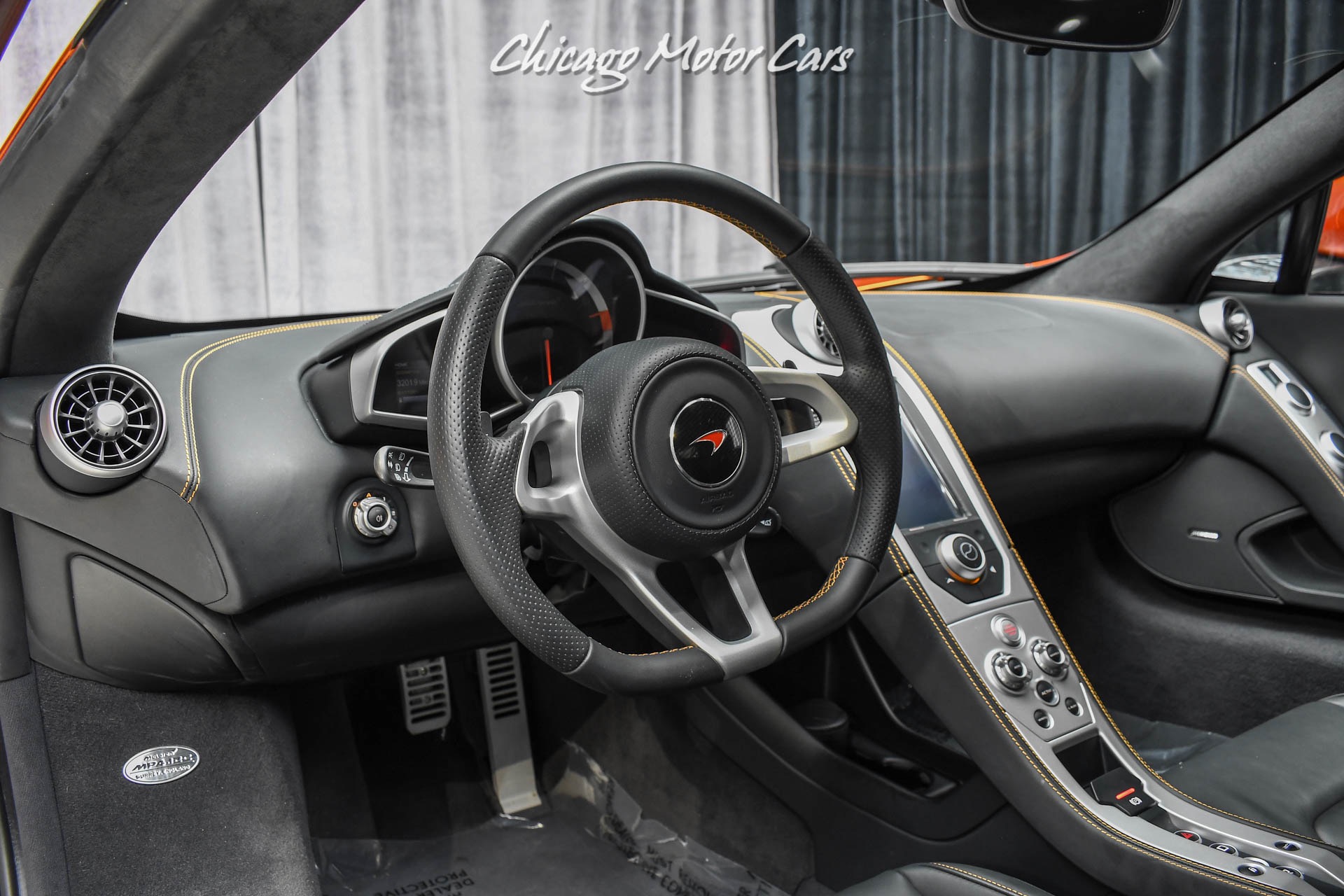 Mclaren Mp4 12c Spyder Interior