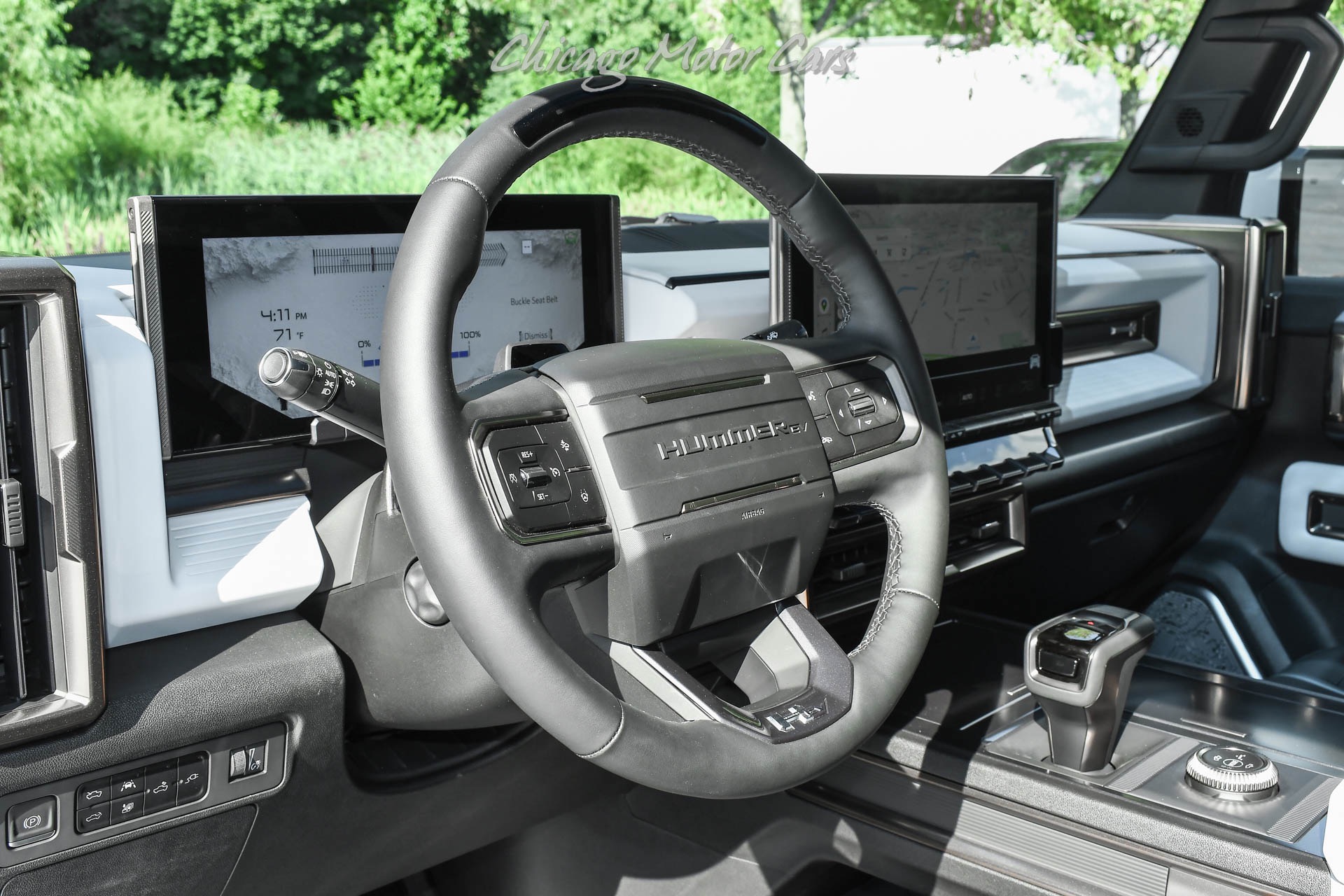 2022 Hummer H2 Interior