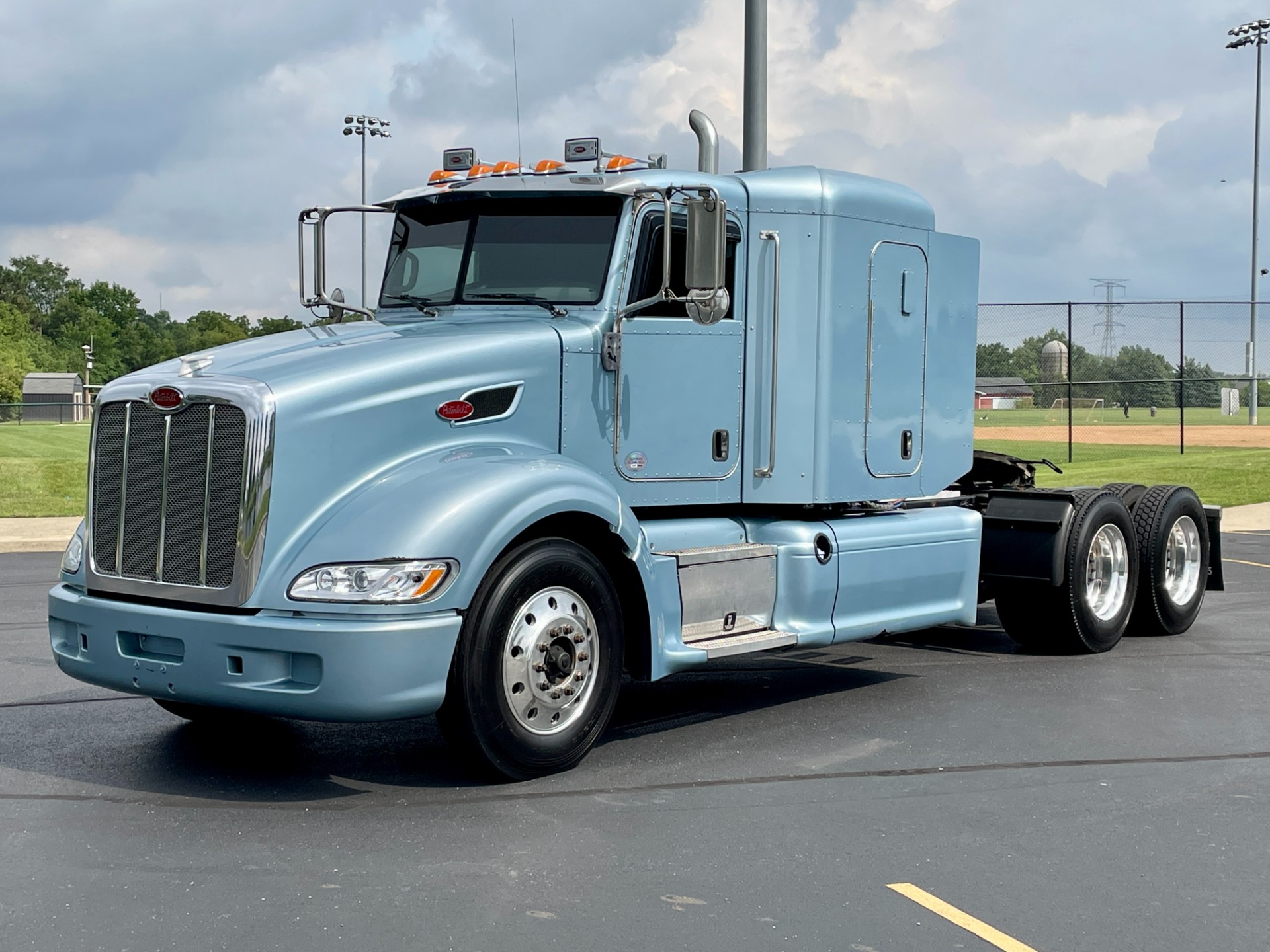 Used 2014 Peterbilt 386 Sleeper - Paccar MX-13 - 475 Horsepower - 10 ...