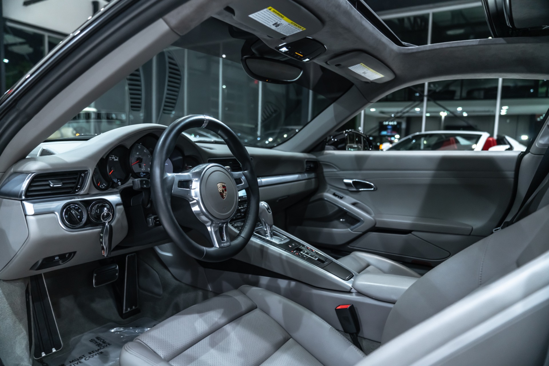 Porsche 991 Carrera S Interior